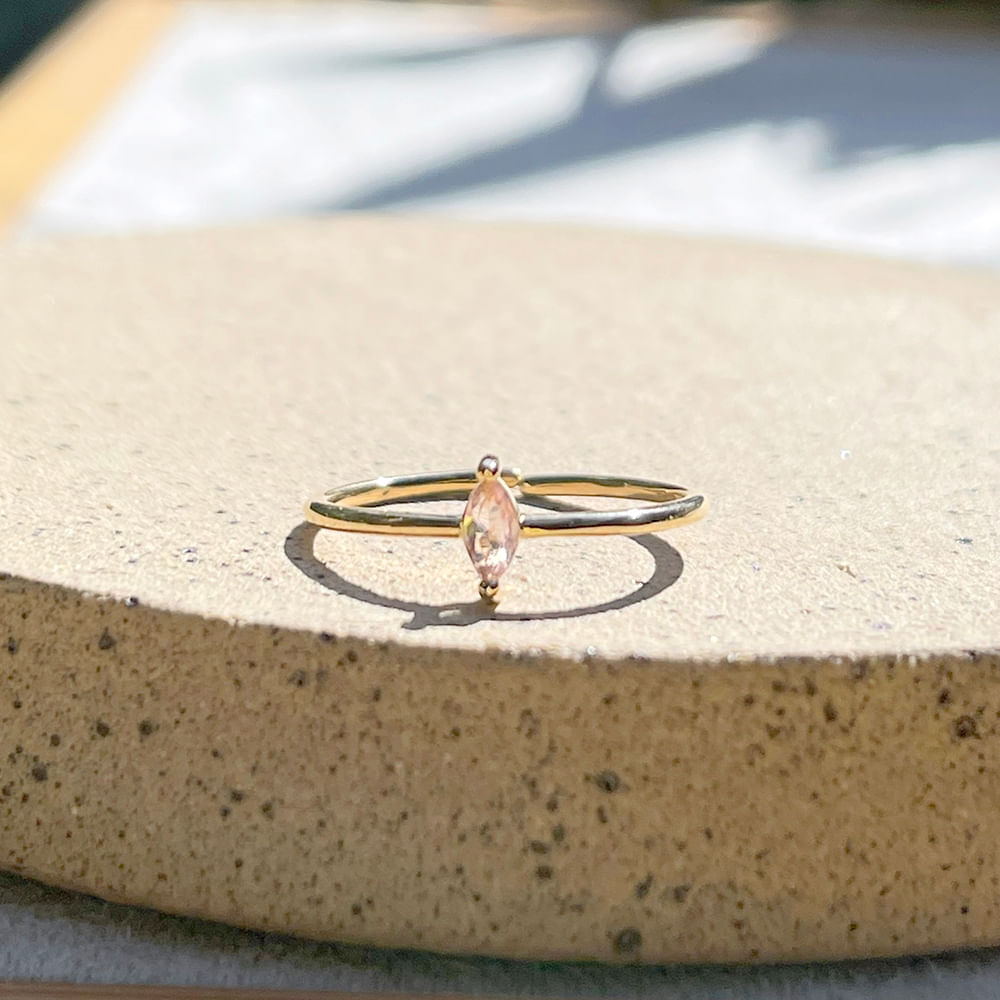 Anel navete cristal quartzo rosa banho de ouro 18k aro12 (promoção 50%)